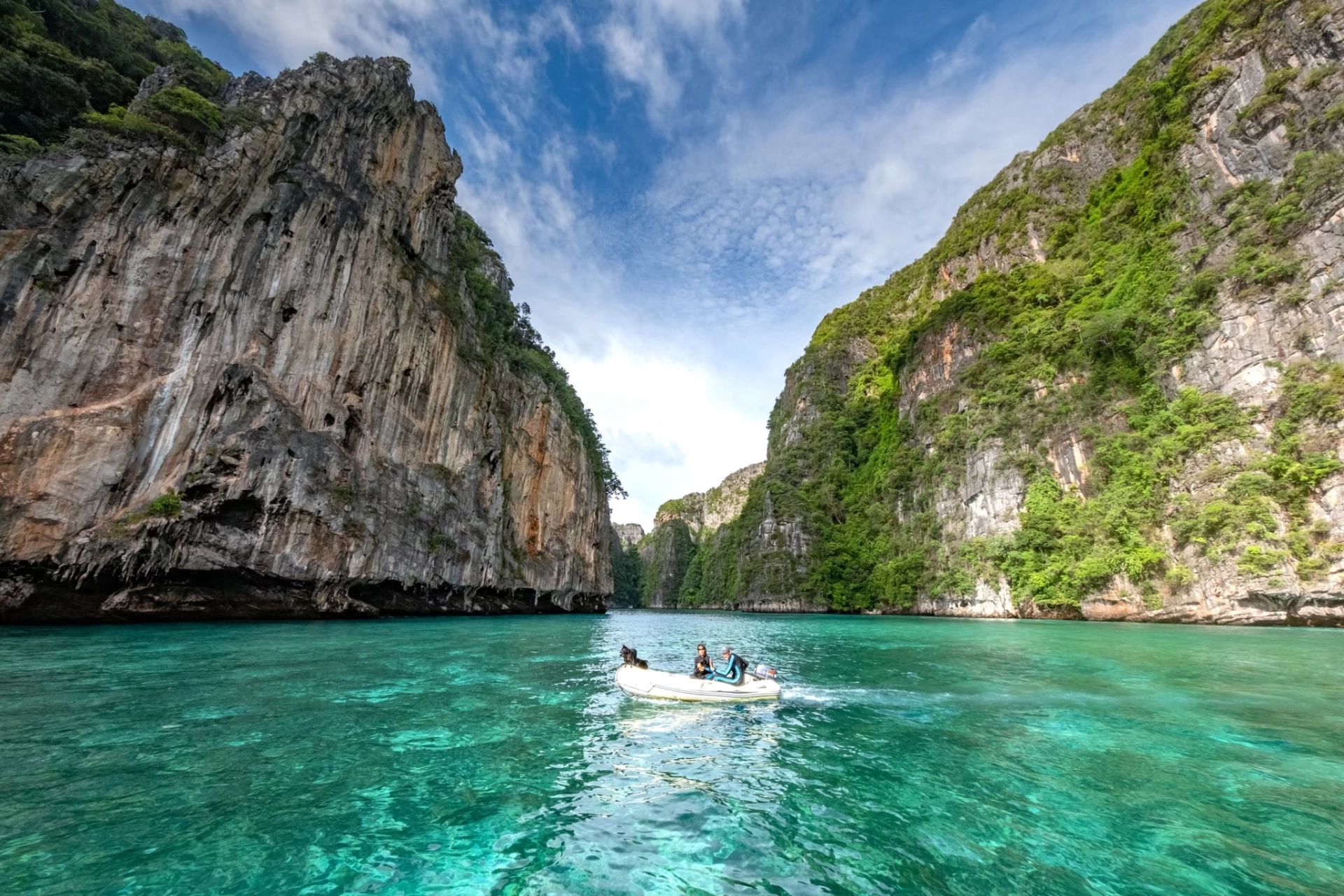 PhiPhi Coraltour